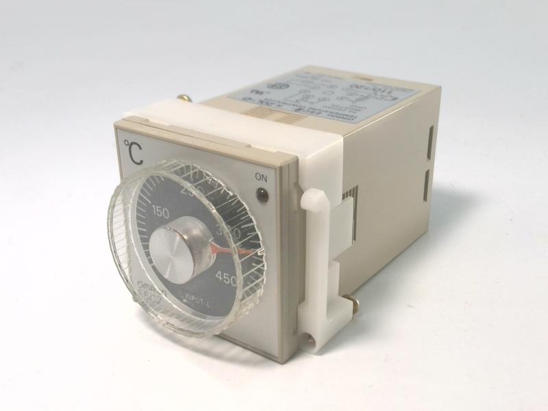 E5C2-R20L-D-110/120A Control Devices by OMRON