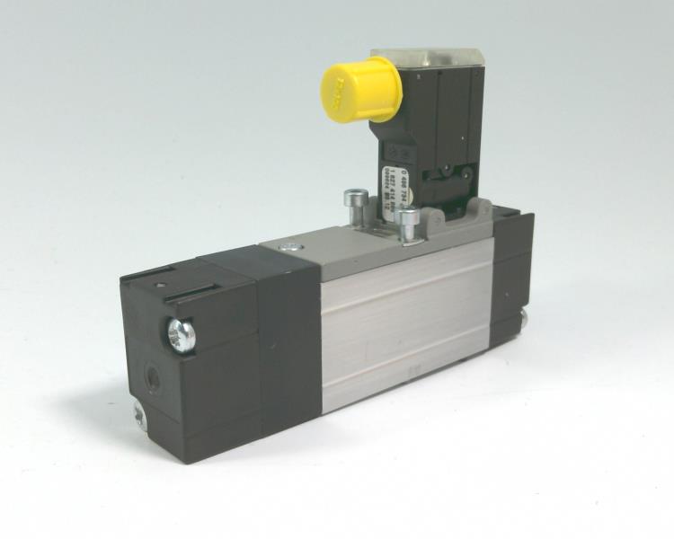 0820052502 - (CD01-5/3CC-VD01-024DC-AL-M12) by AVENTICS