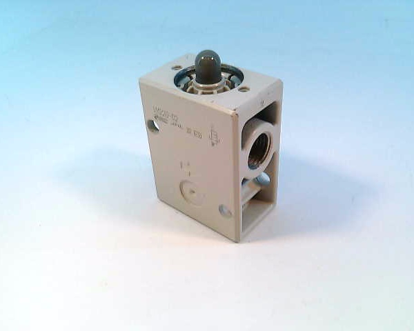 VM220-02-00A Valves by SMC