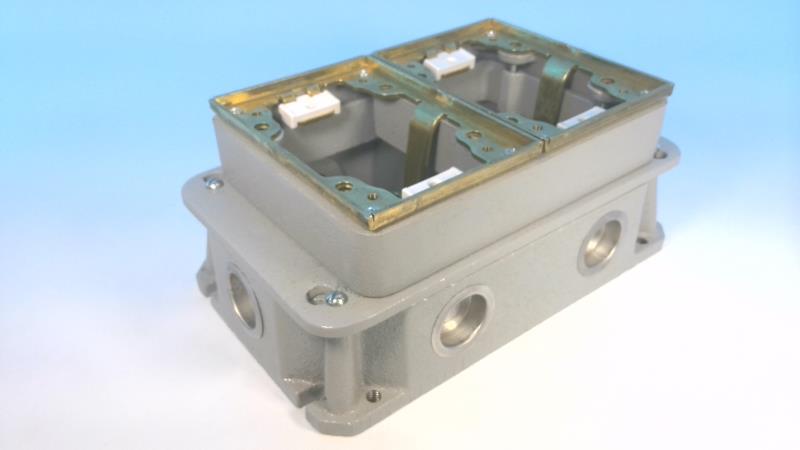 B4233 Connectors by HUBBELL