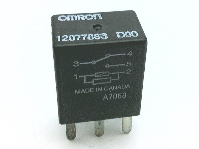 12077866 Relays by OMRON
