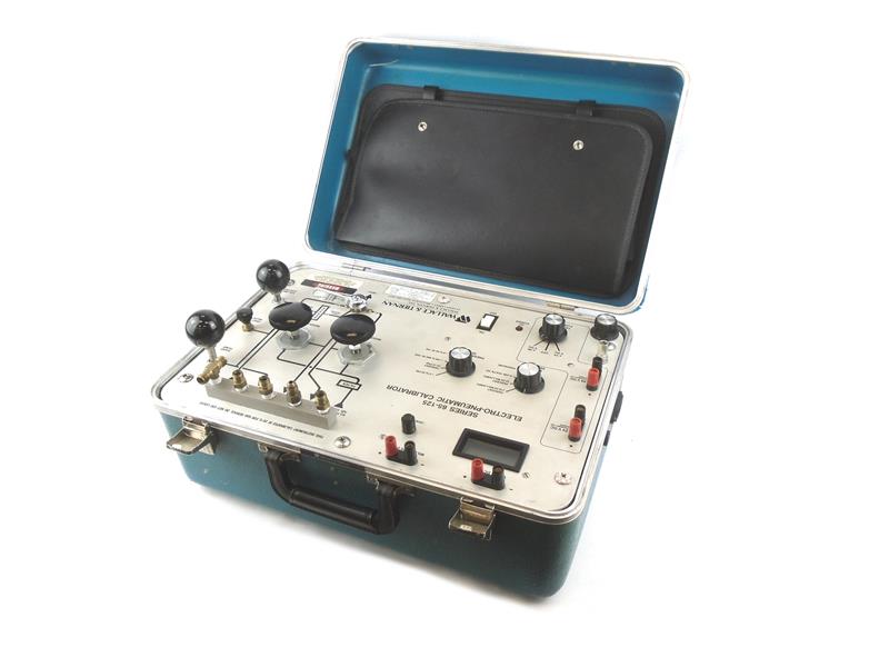 65-125 General Purpose Test Equipment by WIKA