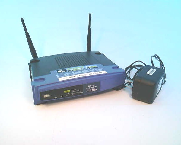 WRT54GS - WIRELESS-G BROADBAND ROUTER by LINKSYS