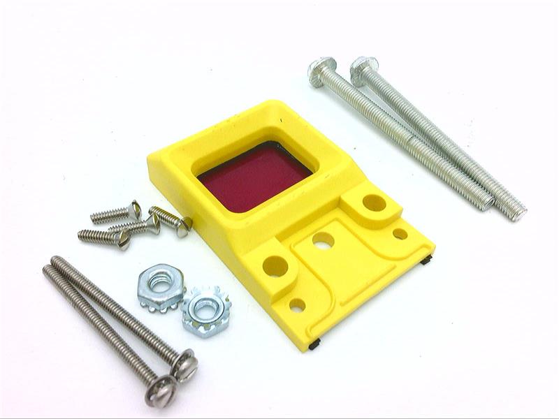 UC-DMB Panel Accessories by BANNER ENGINEERING