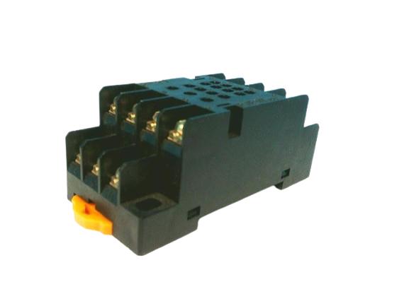 PYF14T Relays by OMRON