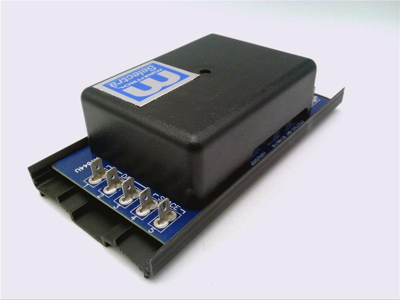 A1044U HVAC Controls and Monitoring by MAXITROL