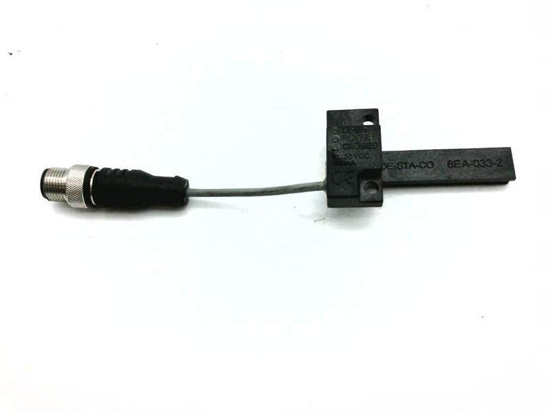 8EA-033-2 - 1 INB 8 INCH by DESTACO