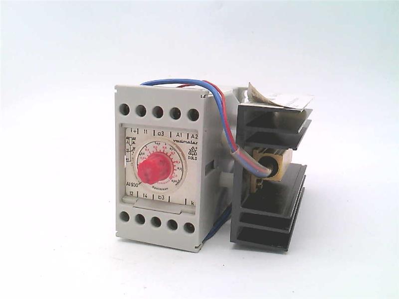 AI930.04 Relays by DOLD