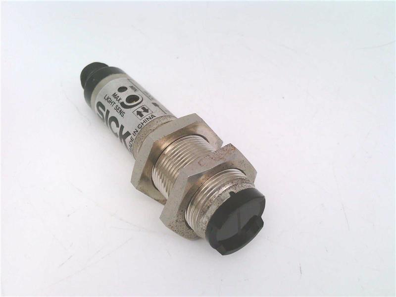 VT180-N440 - PHOTOELECTRIC PROXIMITY SENSOR by SICK