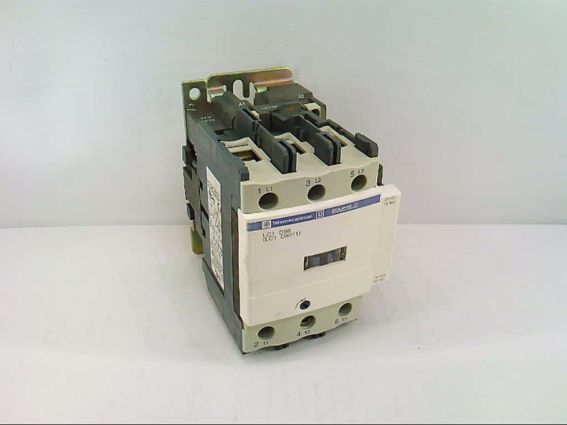LC1-D8011-B6 - CONTACTOR by TELEMECANIQUE